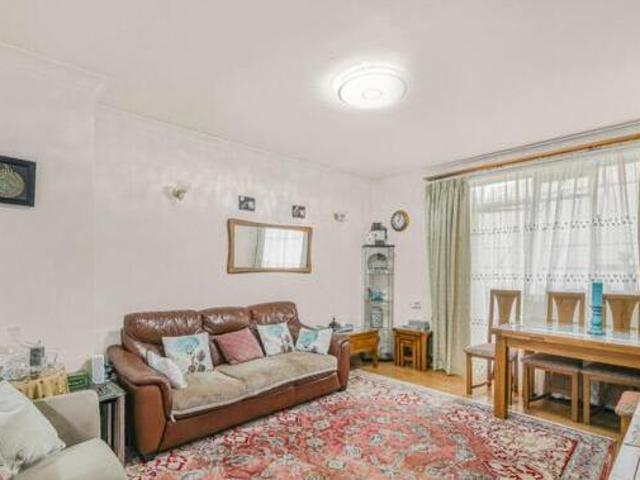 John Aird Court, Paddington, 2 Bedroom Flat