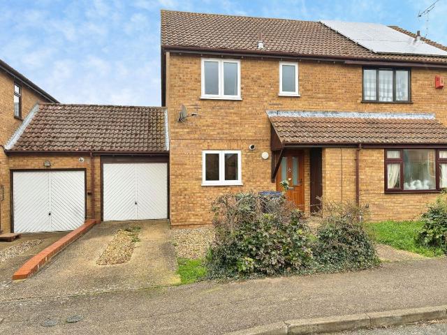 John Amner Close, Ely CB6, 3 bed property to rent, £1,400 pcm | PrimeLocation