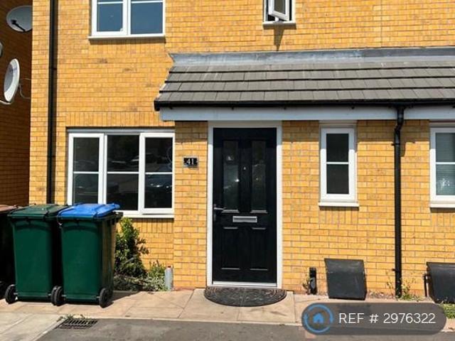 John Brooks Gardens, Coventry, CV6 3 bed semi detached house to rent £1,299 pcm £300 pw