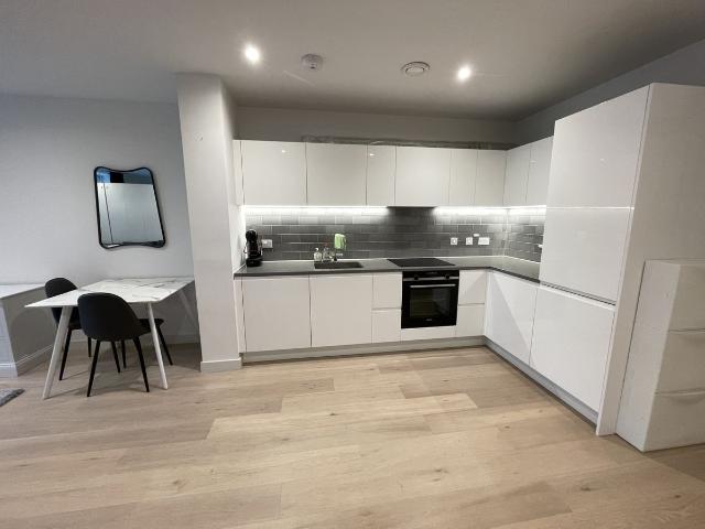 John Cabot House, London, Essex E16, Studio to rent, £1,900 pcm | PrimeLocation