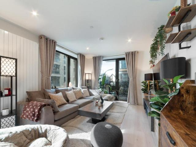 John Cabot House, Royal Wharf. 2 bed apartment to rent £3,250 pcm £750 pw
