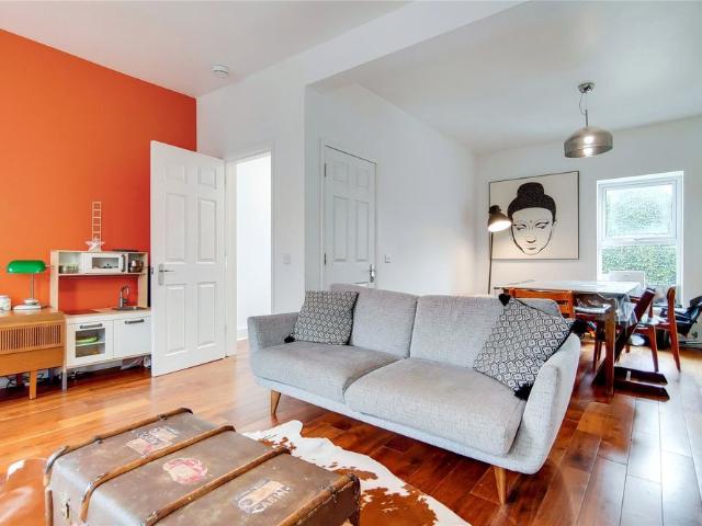John Campbell Road, London, N16 8JY