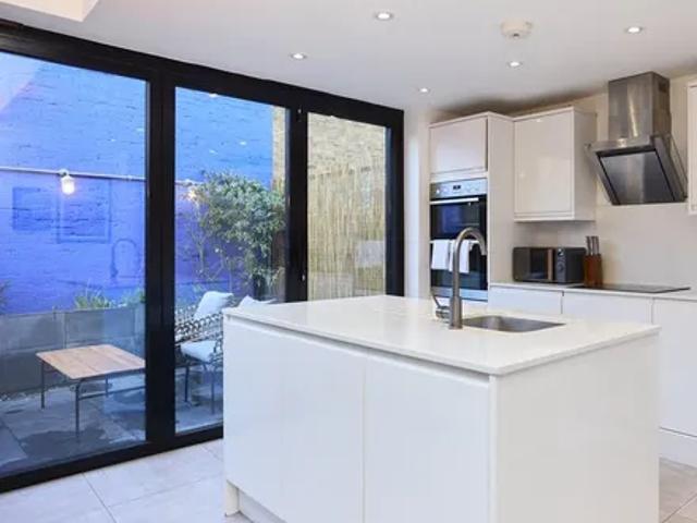 John Campbell Road, London, N16 8JZ, United Kingdom | 4 bed house for rent #167594058 | Rentberry