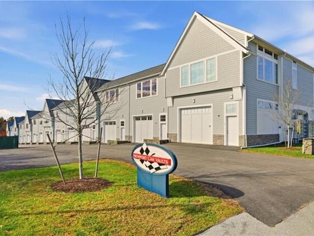 John Clarke Rd Unit,middletown, Condo For Sale