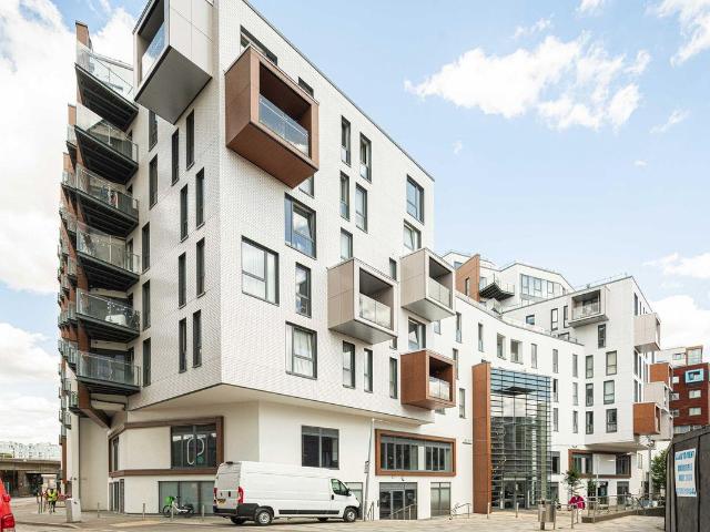 John Donne Way, London SE10, 2 bed flat to rent, £2,300 pcm | PrimeLocation