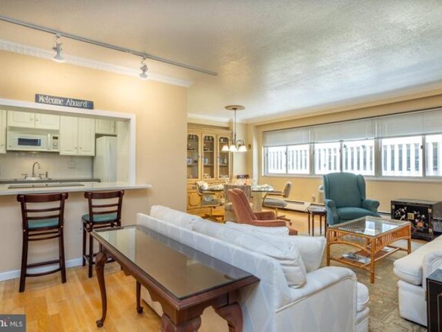 John F Kennedy Blvd Apt,philadelphia, Condo For Sale