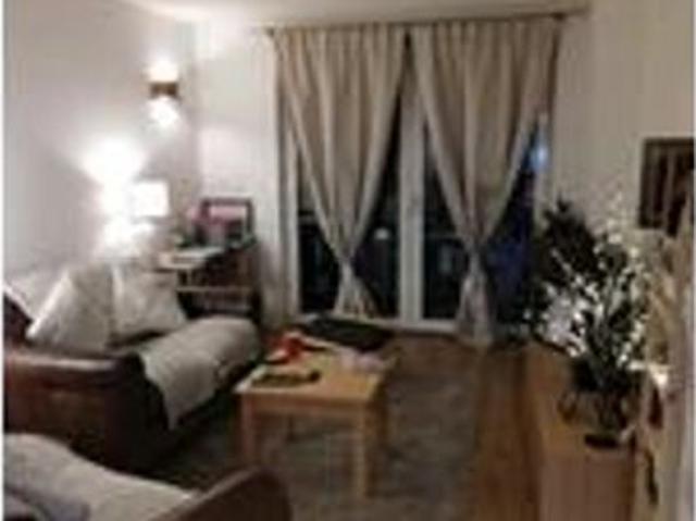 John Has an Apartment