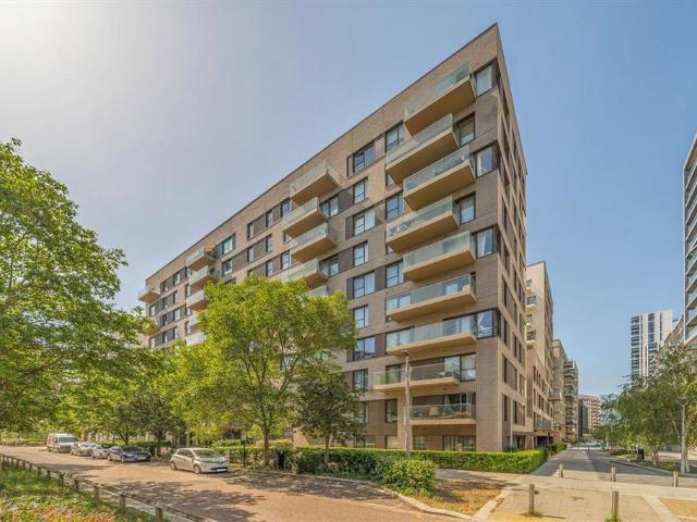 John Harrison Way, London SE10 1 bed flat to rent £2,200 pcm £508 pw