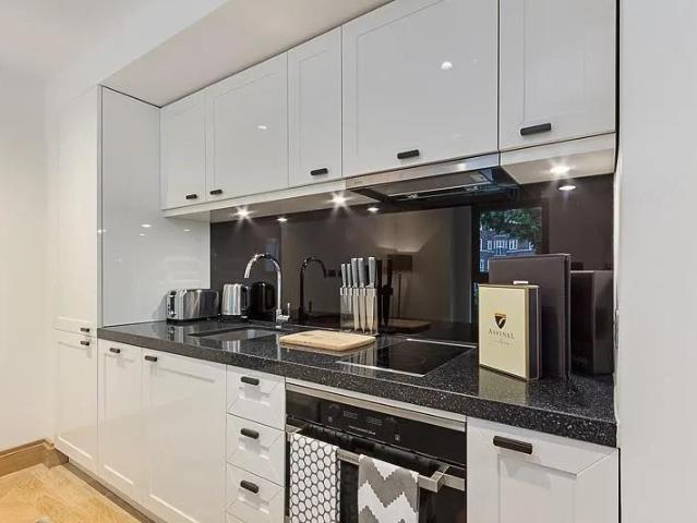 John Islip Street, London SW1P 1 bed apartment to rent £3,800 pcm £877 pw