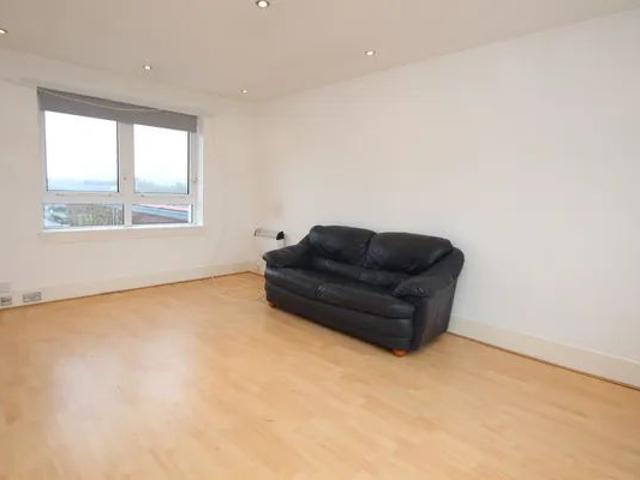 John Knox Street, Clydebank, G81