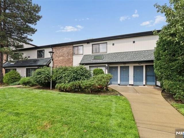 John St, Fort Lee, Home For Sale