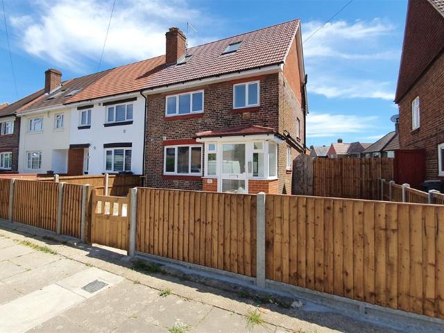 John Street, Hounslow TW3, Room to rent, £750 pcm | PrimeLocation