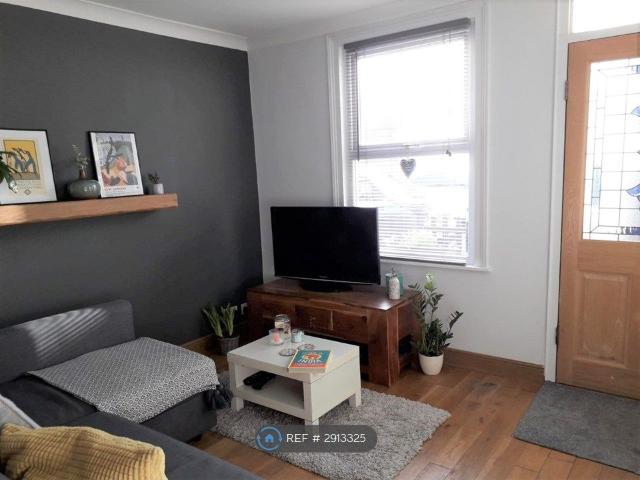John Street, London EN1, 3 bed terraced house to rent, £2,200 pcm | PrimeLocation