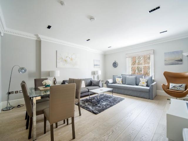 John Street, London WC1N, 2 bed flat to rent, £3,900 pcm | PrimeLocation