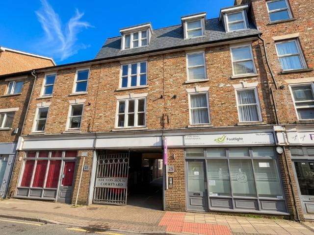 John Street, Luton LU1, 2 bed flat to rent, £1,299 pcm | PrimeLocation
