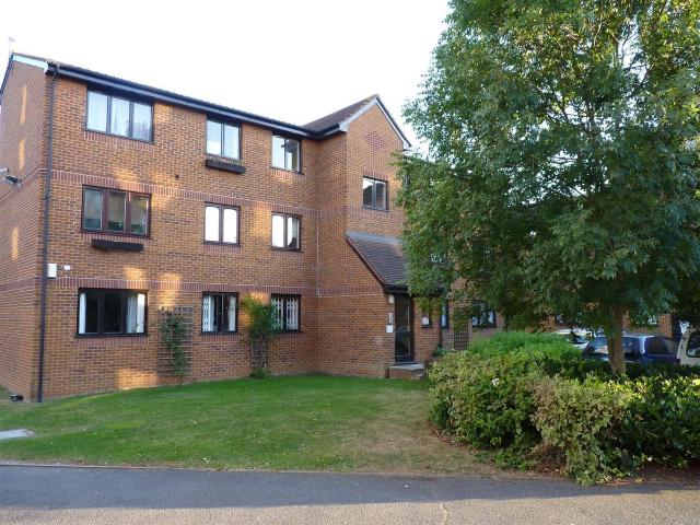 John Silkin Lane, Deptford SE8, 2 bed flat to rent, £1,750 pcm | PrimeLocation