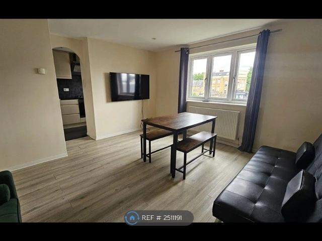 John Silkin Lane, London SE8, 2 bed flat to rent, £1,900 pcm | PrimeLocation