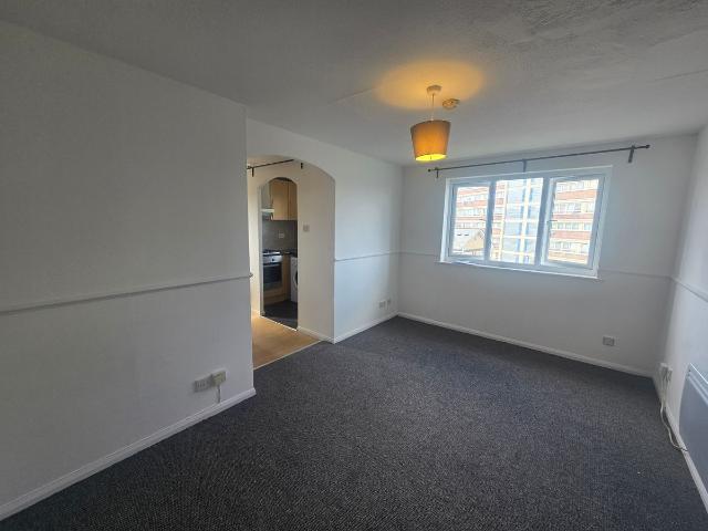 John Silkin Lane, London SE8, Studio to rent, £1,150 pcm | PrimeLocation