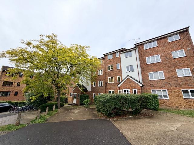 John Williams Close, London SE14, 1 bed flat to rent, £1,400 pcm | PrimeLocation