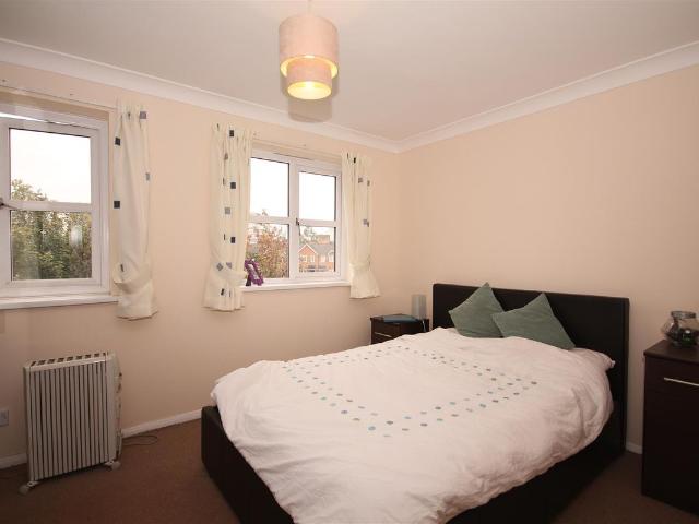 John Williams Close, London SE14, 1 bed flat to rent, £1,500 pcm | PrimeLocation