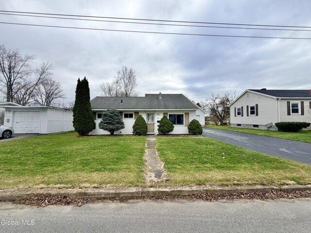 Johnathan Ln, Amsterdam, Home For Sale