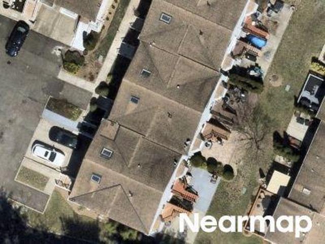 Johnson Ave