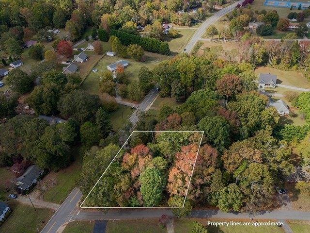 Johnson Ave, Inman, SC 29349