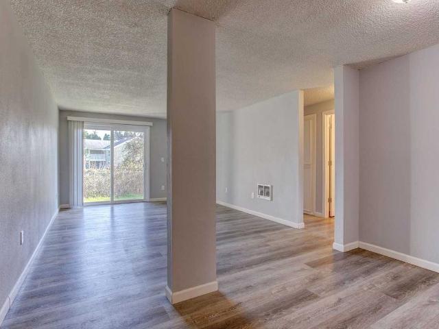 Johnson Creek Village Apartments. 1 Bedroom Apartment for Rent at 9118 Se Flavel St, Portland, OR 97266 Lents