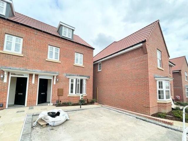 Johnson Road, Bingham, 3 Bedroom Semi detached