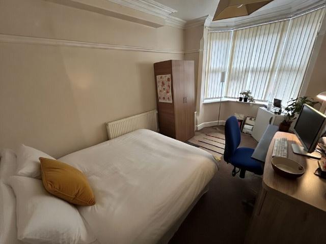 Johnson Road, Nottingham NG7, 4 bed shared accommodation to rent, £477 pcm | PrimeLocation