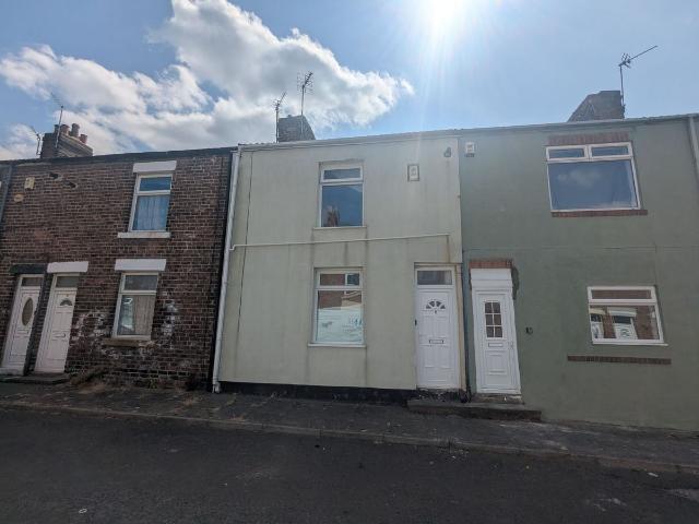 Johnson Street, Bishop Auckland DL14, 2 bed terraced house to rent, £450 pcm | PrimeLocation
