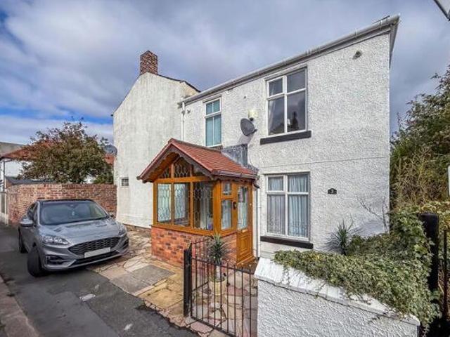 Johnson Street, Southport, 3 Bedroom Cottage