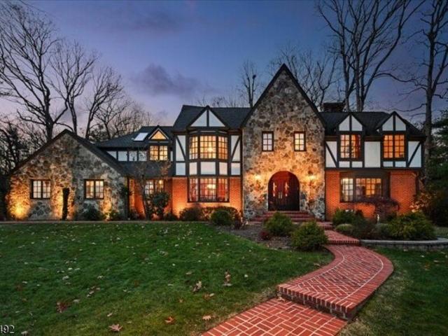 Johnston Dr, Watchung, Home For Sale