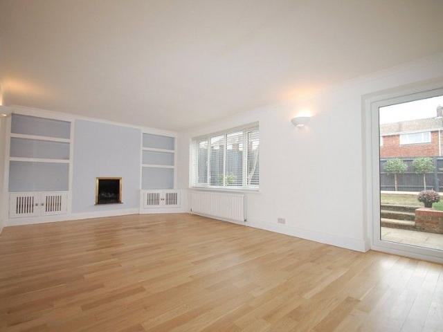 Joiners Way, Chalfont St. Peter, Gerrards Cross,SL9