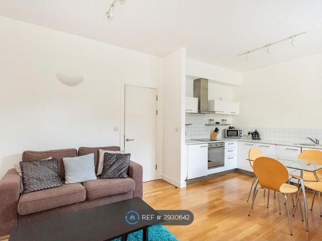 Joiners Yard, London N1, 1 bed flat to rent, £2,200 pcm | PrimeLocation