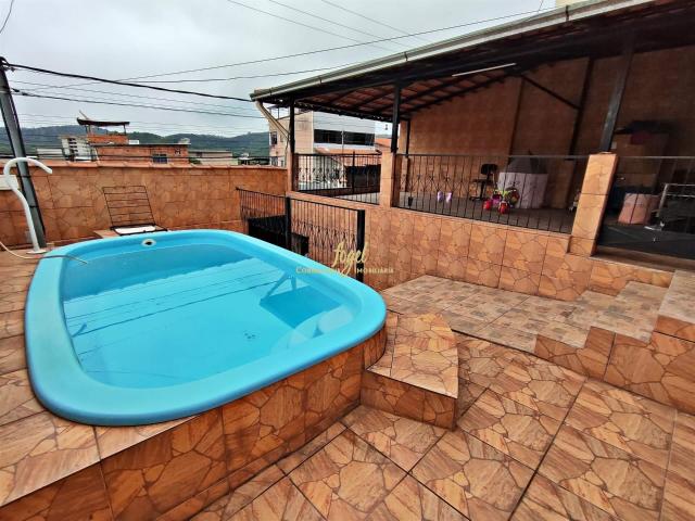 Jóquei I Ampla Casa com 5/4 Piscina Amplo Terraço Amplo Terreno c Árvores Frutíferas