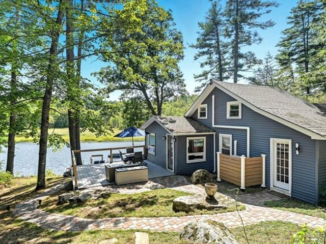 Jordan Ln, West Gardiner, Home For Sale