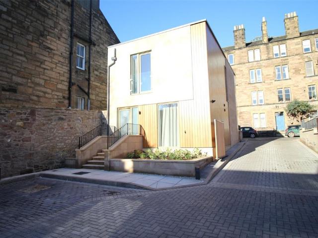 Jordan Lane, Edinburgh EH10 2 bed detached house to rent £2,250 pcm £519 pw