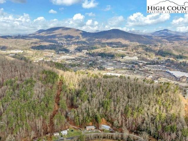 Jordan V Cook Rd, Boone, NC 28607