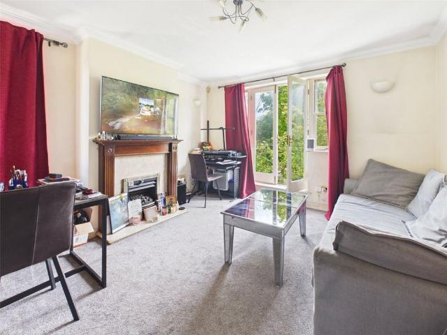 Jordans Mews, Twickenham, Middlesex, TW2
