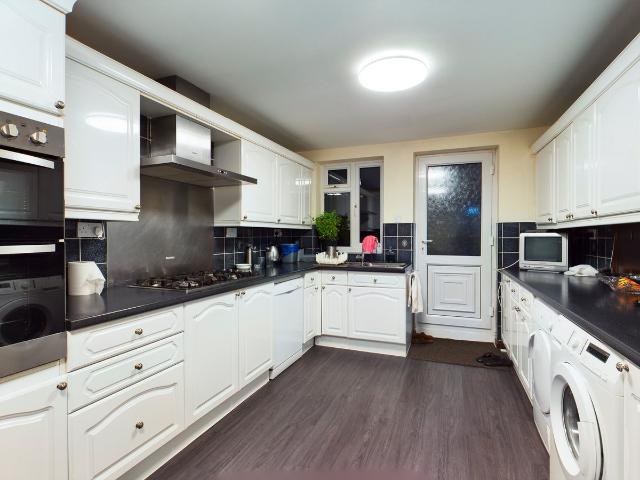Jordans Close, Stanwell, Staines Upon Thames, Surrey TW19, Property to rent, £750 pcm | PrimeLocation
