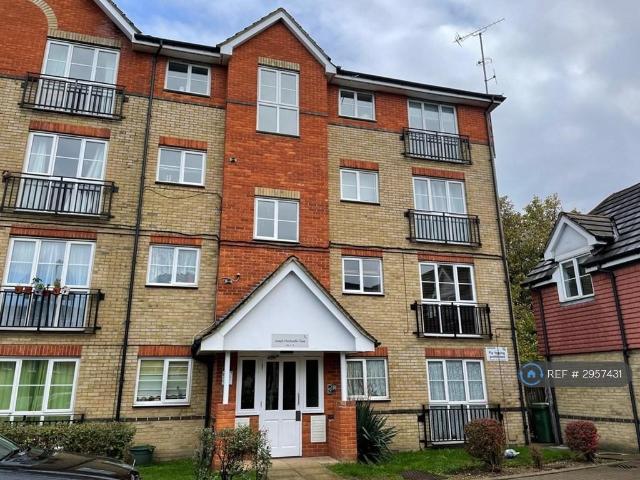 Joseph Hardcastle Close, London, SE14 2 bed flat to rent £1,850 pcm £427 pw