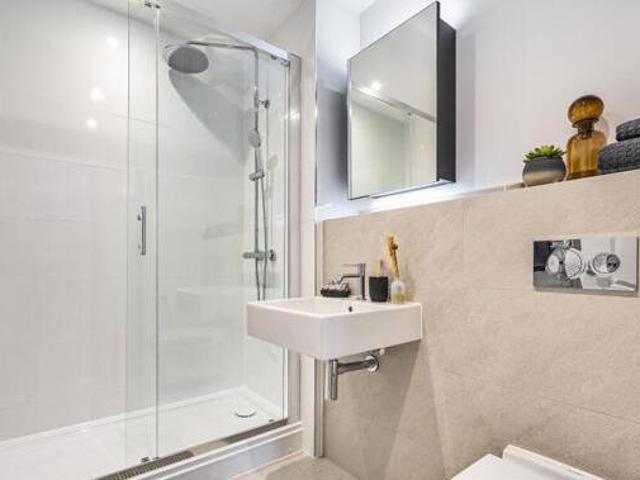 Joseph Huntley Walk, Reading, 2 Bedroom Apartment