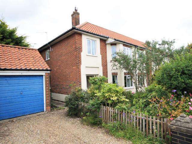 Josephine Close, Norwich NR1, 2 bed flat to rent, £1,050 pcm | PrimeLocation