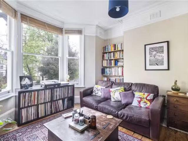 Josephine Avenue, London, SW2 2JX