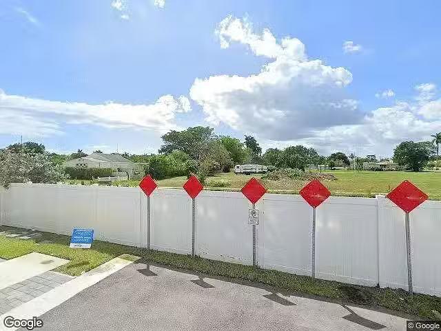 Joshua Tree, LAKE WORTH, FL 33461