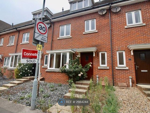 Jovian Way, Ipswich IP1, 4 bed terraced house to rent, £1,700 pcm | PrimeLocation