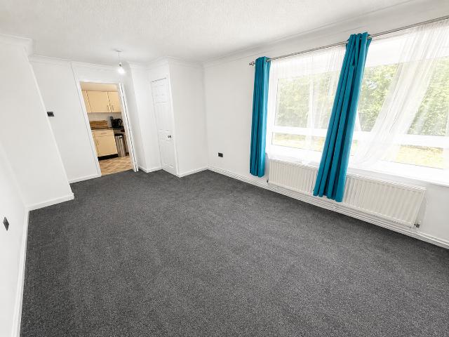 Joyners Field, Harlow CM18, 1 bed flat to rent, £1,095 pcm | PrimeLocation