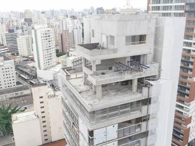 JL Vila Nova Conceição 248m² 4 suites 6 wc 4 vagas