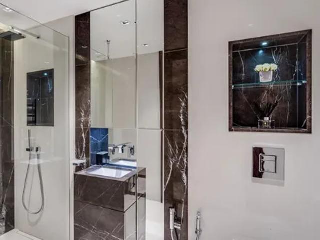 JLL, 387 Kensington High Street, London, W14 8NL, United Kingdom | 3 bed apartment for rent #166343841 | Rentberry